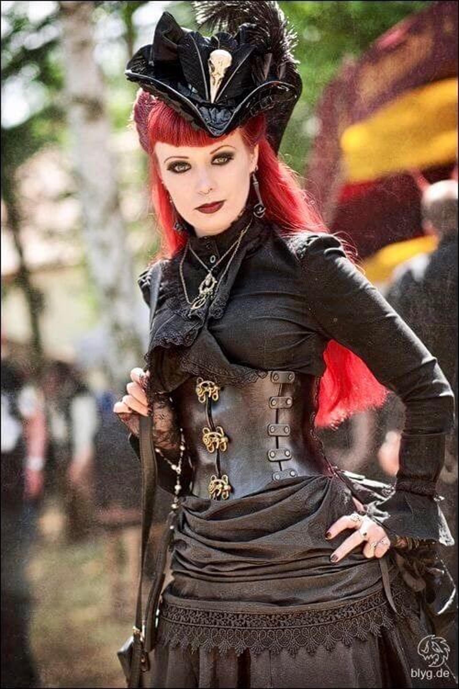 Estilo gótico en la moda: orígenes y características - Dsigno